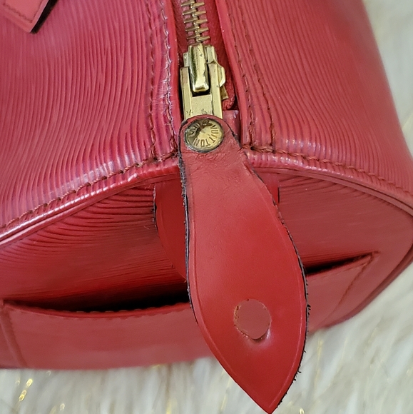 Bags | Louis Vuitton Epi Red Speedy 28 | Poshmark